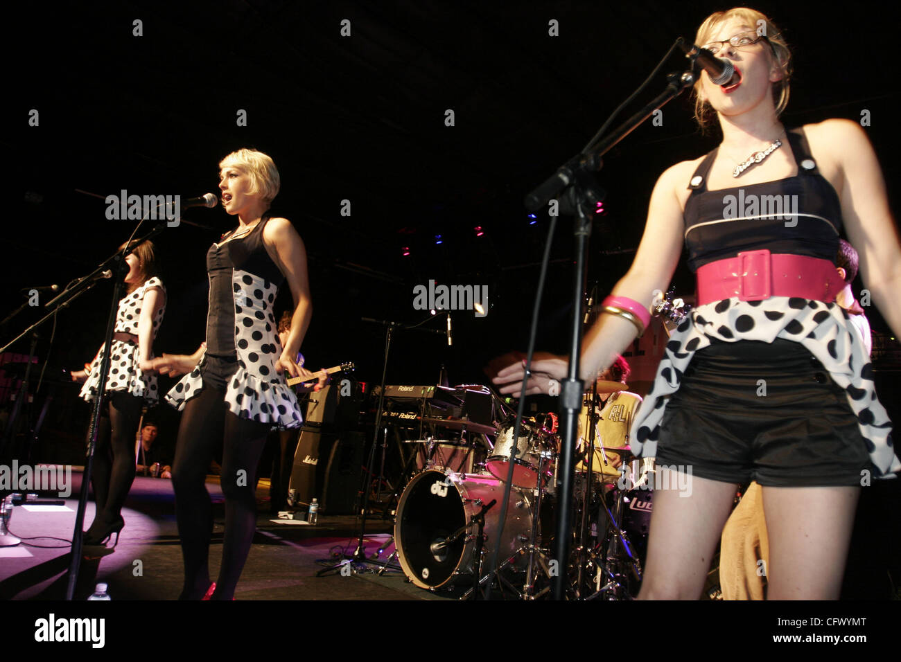 The Pipettes performing at The Blender Balcony during South by ...