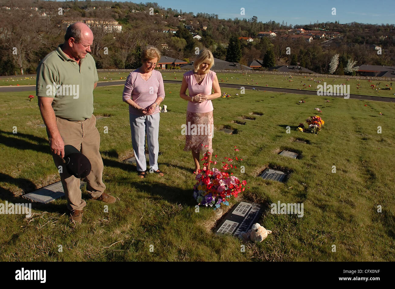 (L-R) Jon Abernathy, from Sonora, his mother Marla Abernathy, from ...