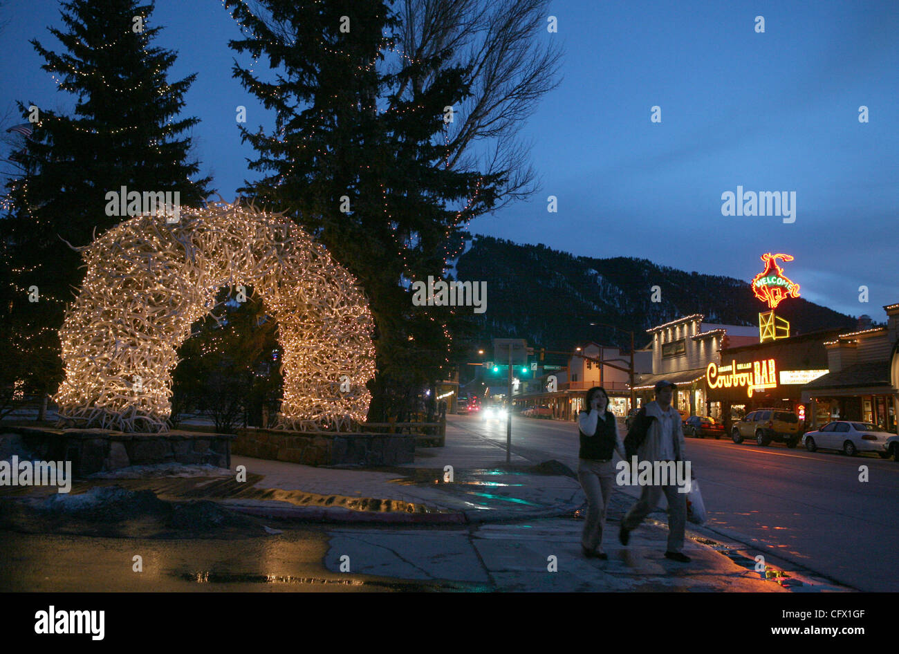 Mar 18, 2007 - Jackson Hole, WY, USA - Upon entering downtown Jackson ...