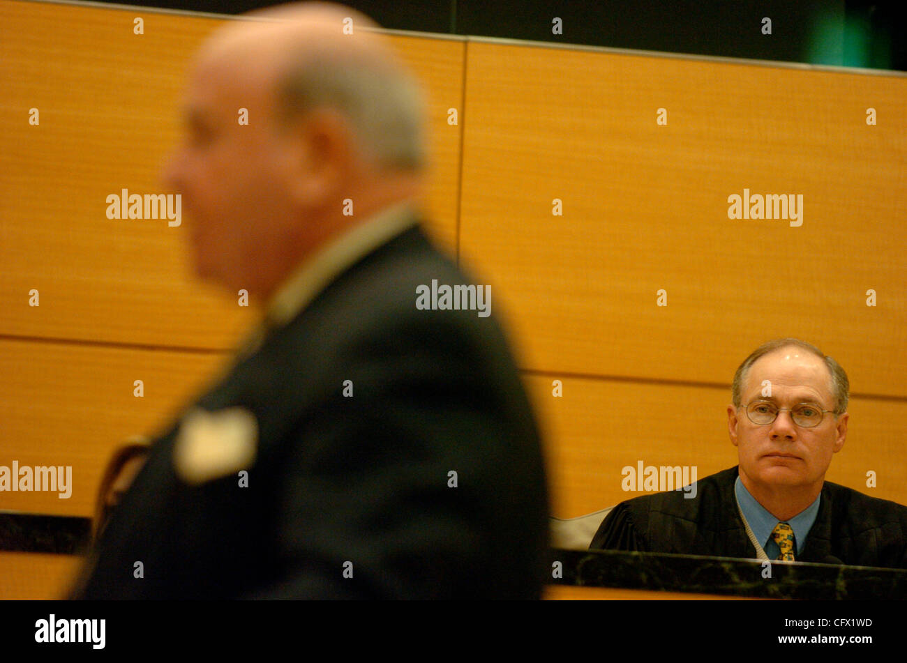 Defense attorney Michael Washor makes his opening statement at former ...
