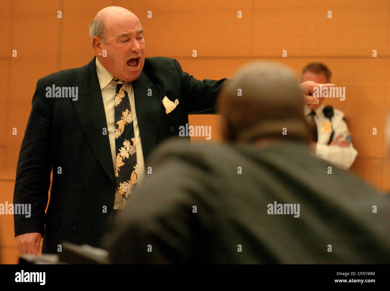 Defense attorney Michael Washor makes his opening statement at former ...