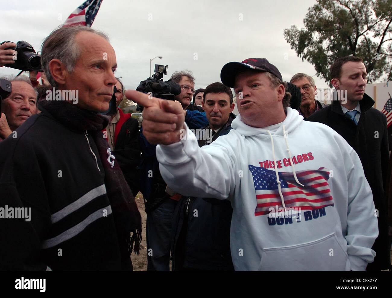 Crosses organizer Jeff Heaton stands as Mark Crowley of San Ramon ...
