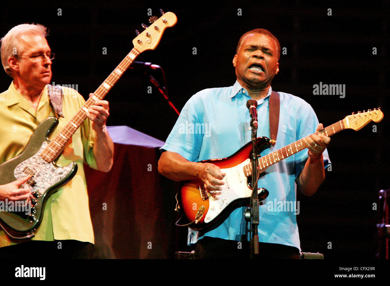 Eric clapton and robert cray hi-res stock photography and images - Alamy