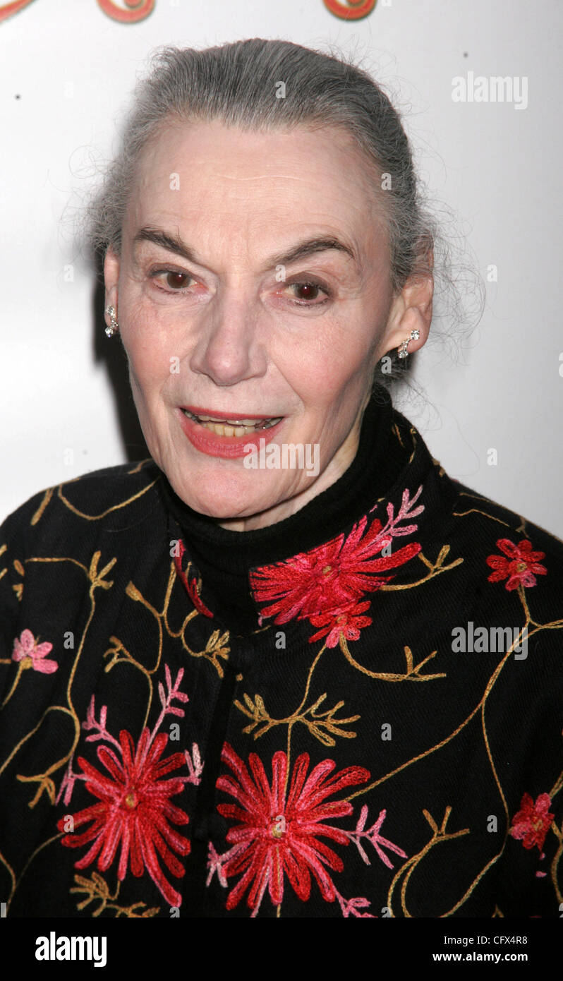 Marian seldes hi-res stock photography and images - Alamy