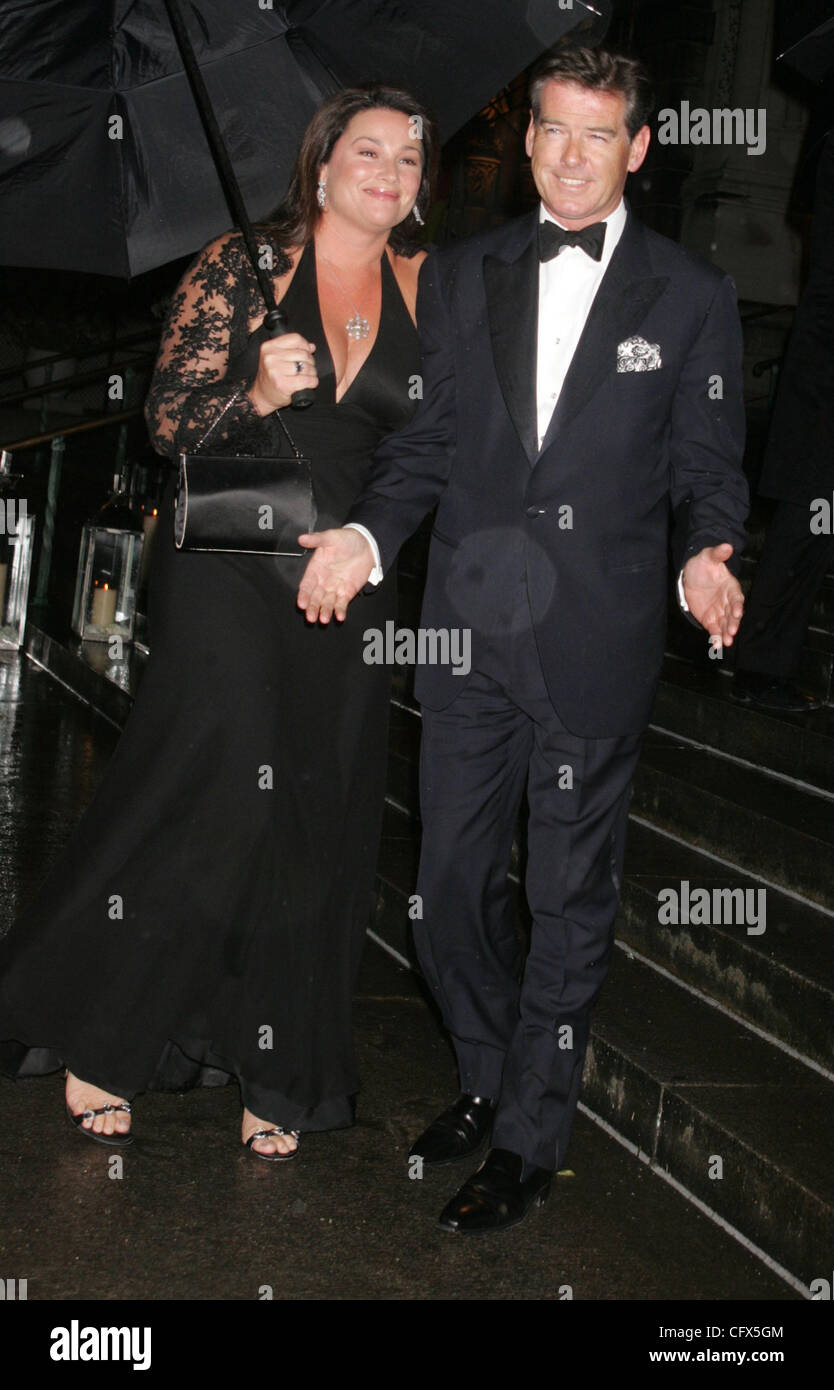 Mar 24, 2007 - New York, NY, USA - Actor PIERCE BROSNAN and his wife ...