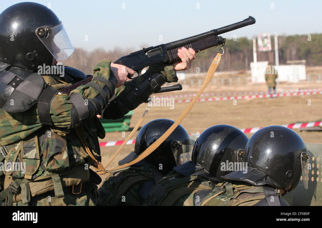Combat training of russian Interior Ministry troops Stock Photo - Alamy