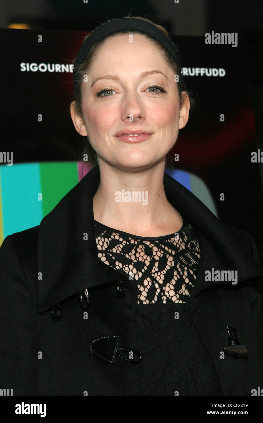 Mar 27, 2007 - Los Angeles, CA, USA - Actress JUDY GREER arrives at the ...