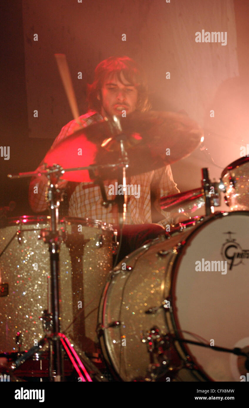 Chris cester drummer hi-res stock photography and images - Alamy