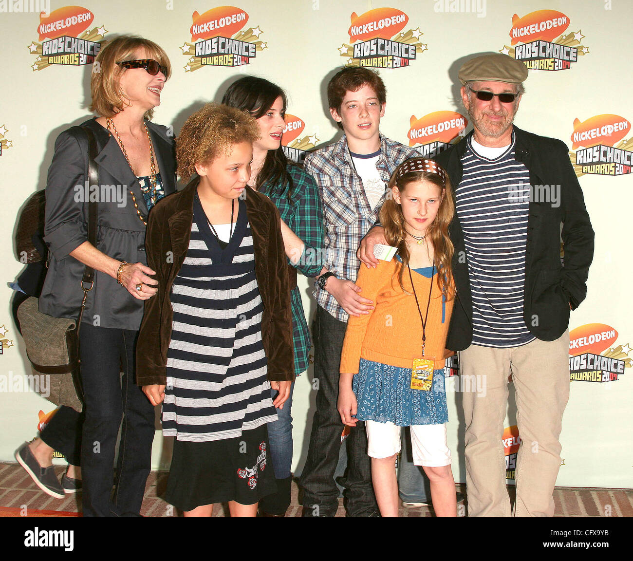 Kate capshaw steven spielberg family hi-res stock photography and ...