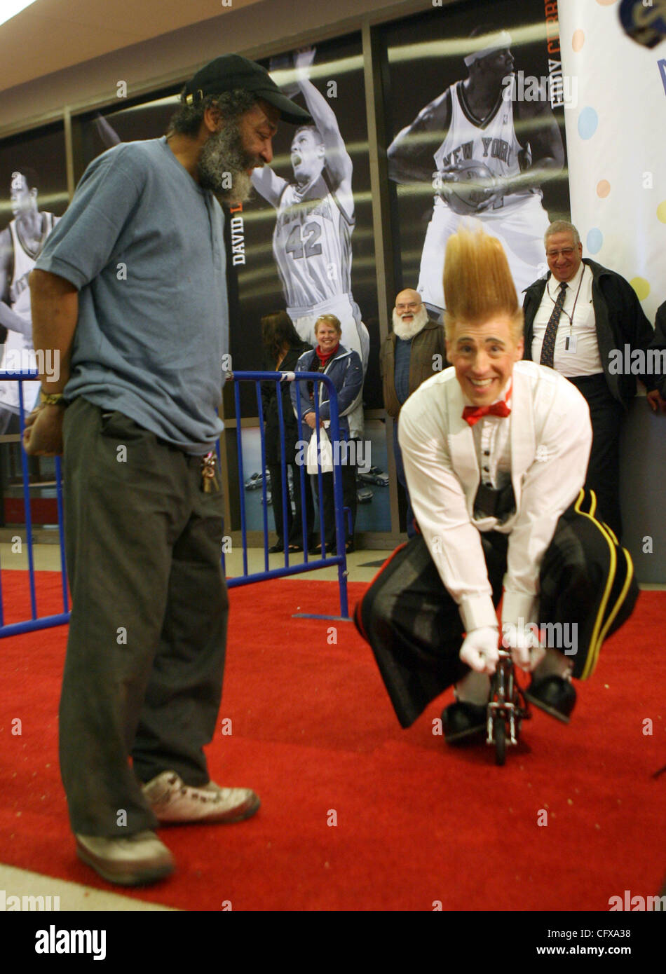 Bello The Clown got his bike back from a homeless named Ricky Robinson ...