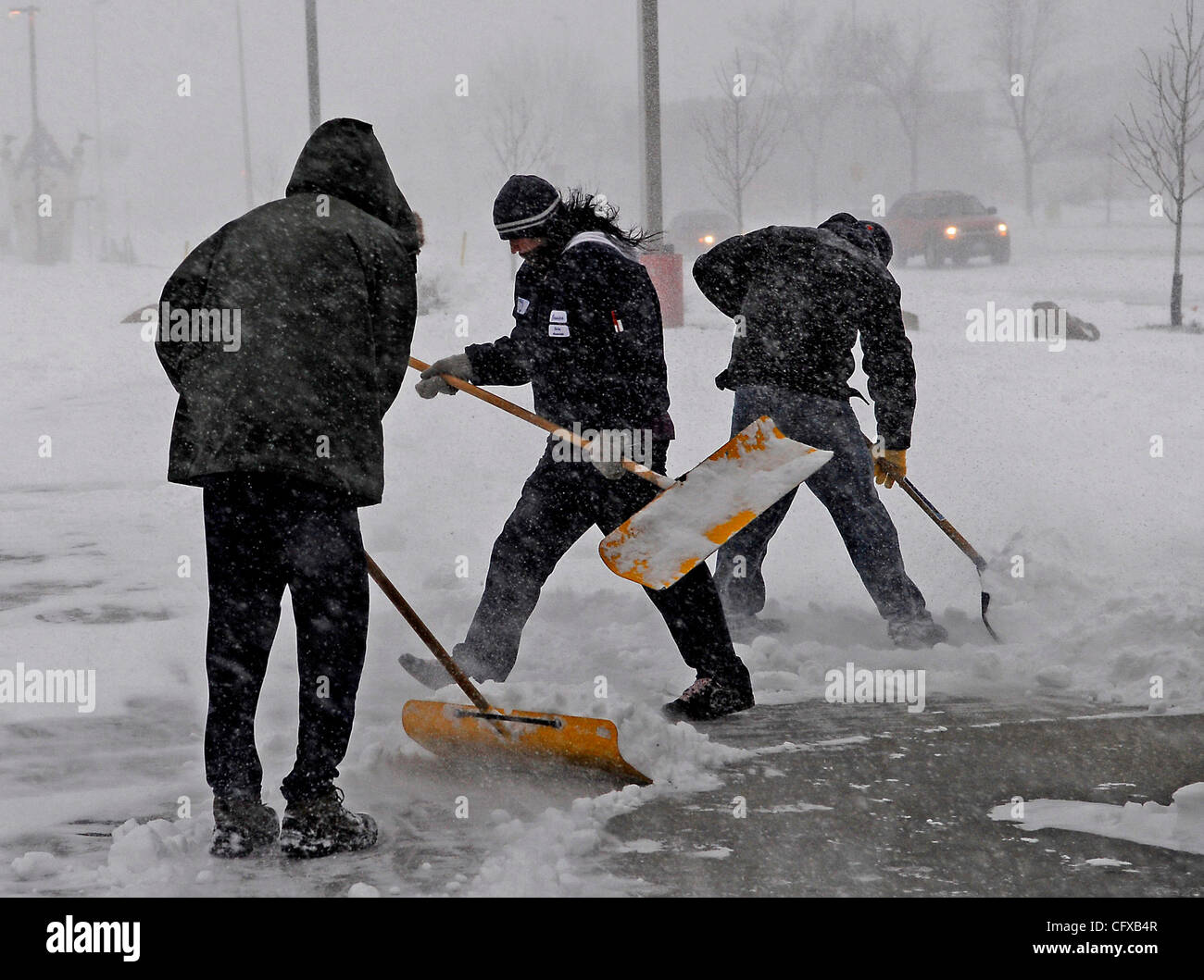 RICHARD SENNOTT¥rsennott@startribune.com.Fargo, ND Tuesday,4/3/2001 ...