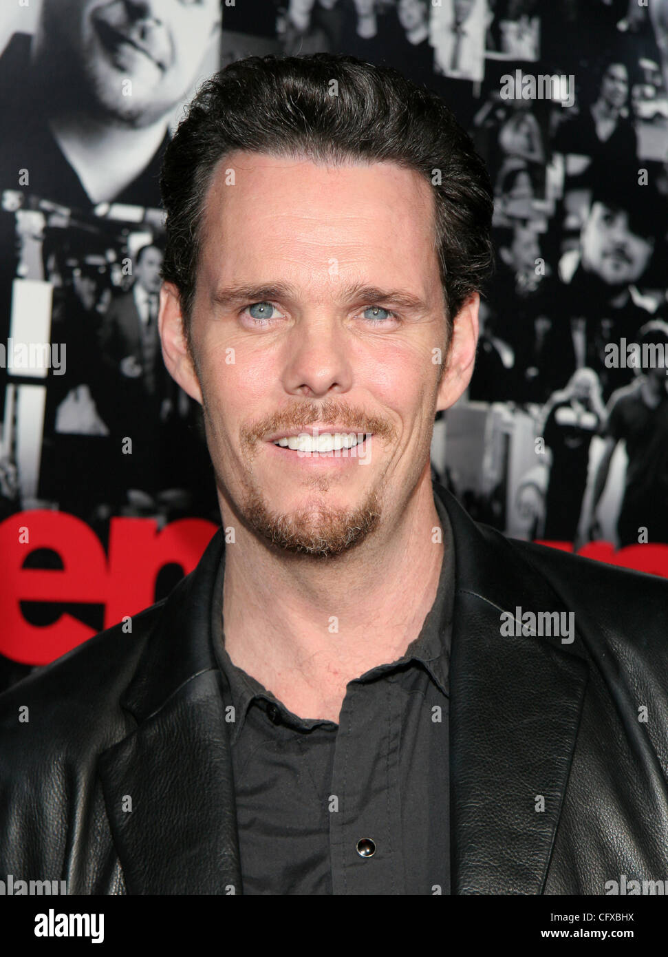 Apr 05, 2007 - Hollywood, CA, USA - KEVIN DILLON arriving at the ...
