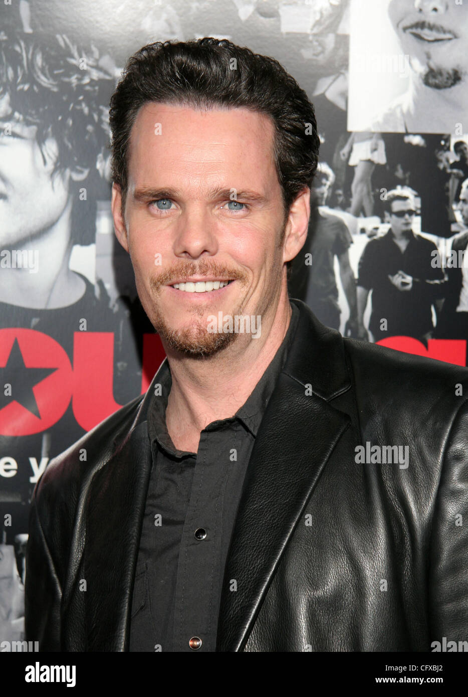 Apr 05, 2007 - Hollywood, CA, USA - KEVIN DILLON arriving at the ...