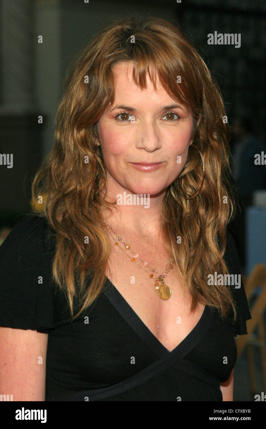 Apr 05, 2007 - Los Angeles, CA, USA - Actress LEA THOMPSON at the ...