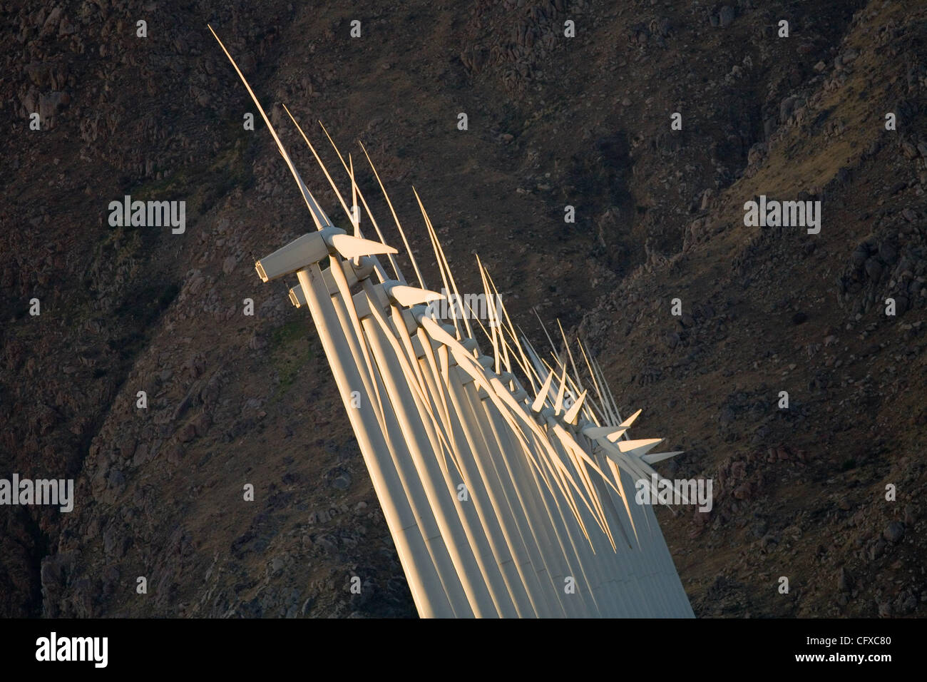Apr 05, 2007 - Palm Springs, CA, USA - Renewable wind energy generator ...