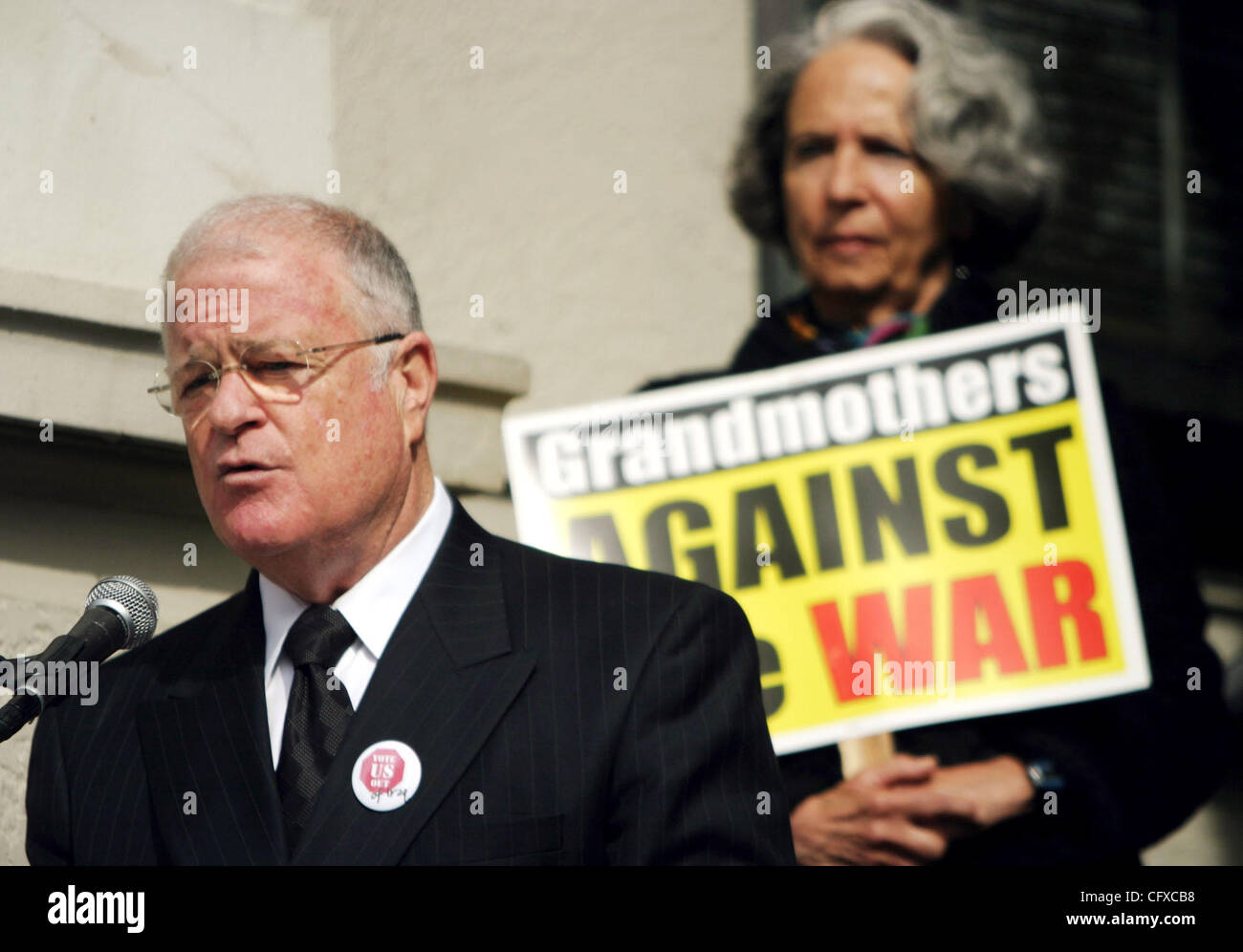 Apr 05, 2007 - Berkeley, CA, USA - DON PERATA speaks about placing an ...