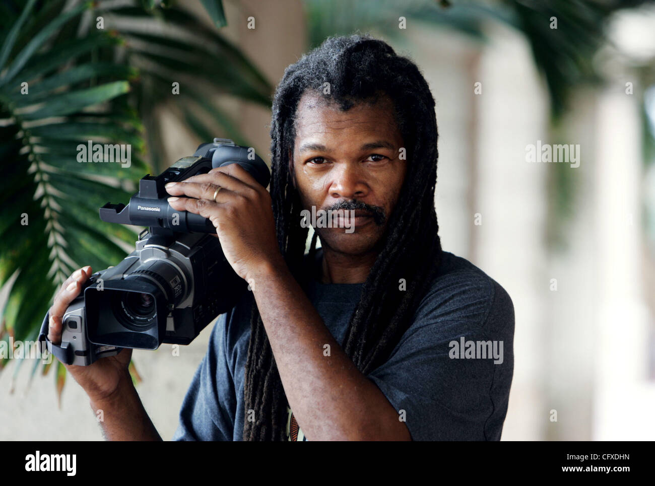 041007 ae garydavis Staff photo by Richard Graulich/The Palm Beach Post ...