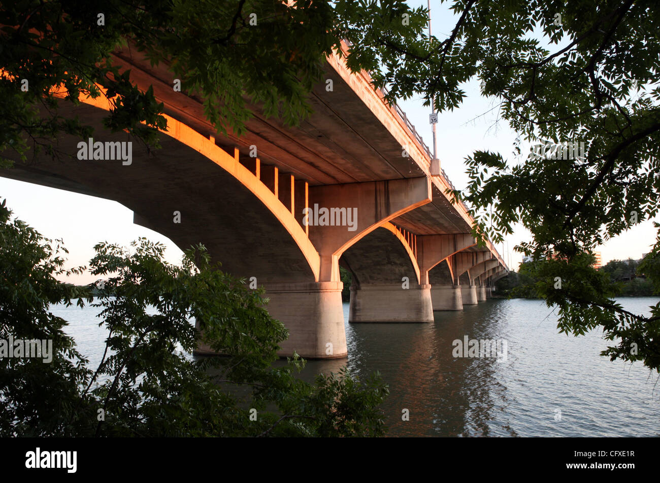 Congress avenue bridge bats hi-res stock photography and images - Alamy