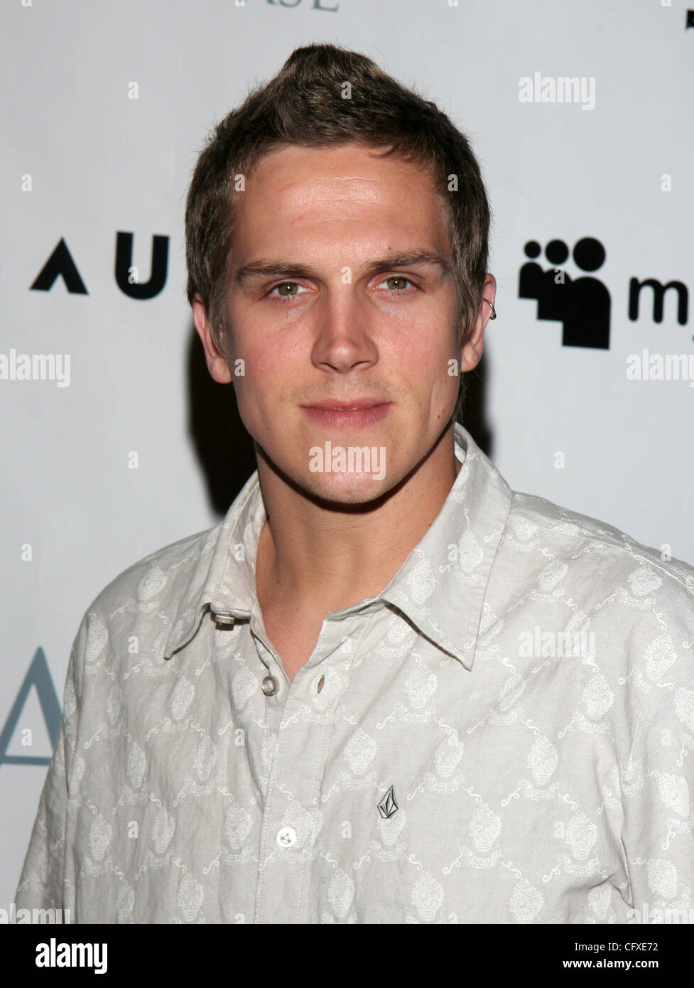 Apr 11, 2007 - Hollywood, CA, USA - JASON MEWES arriving at the film ...