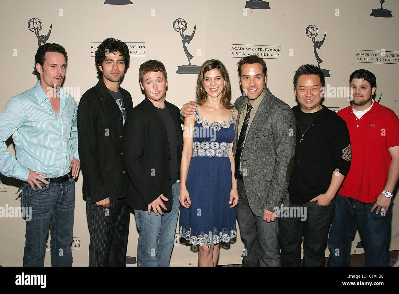 Cast perrey reeves hi-res stock photography and images - Alamy