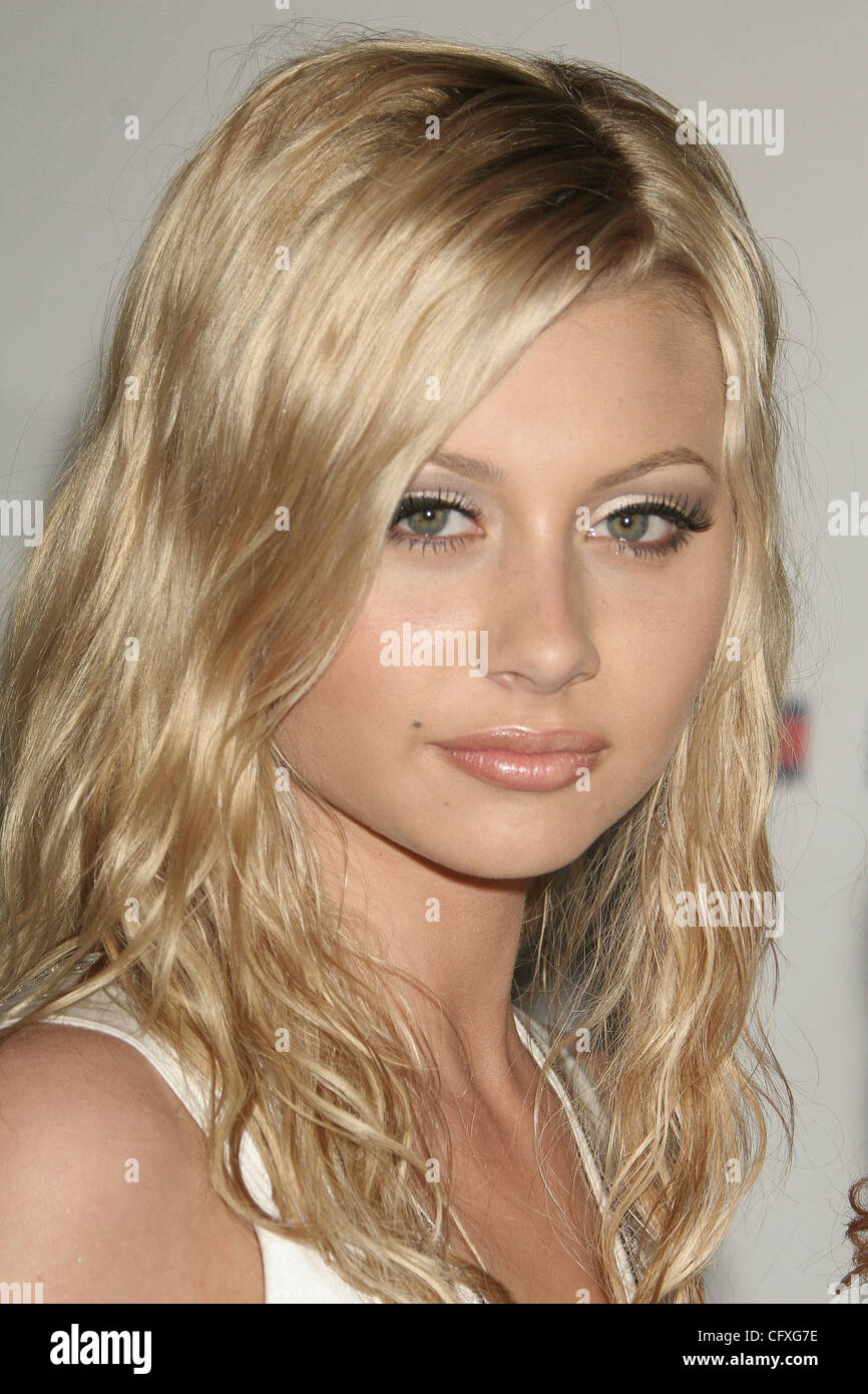 Apr 13, 2007; Los Angeles, California, USA; Actress ALY MICHALKA at the ...