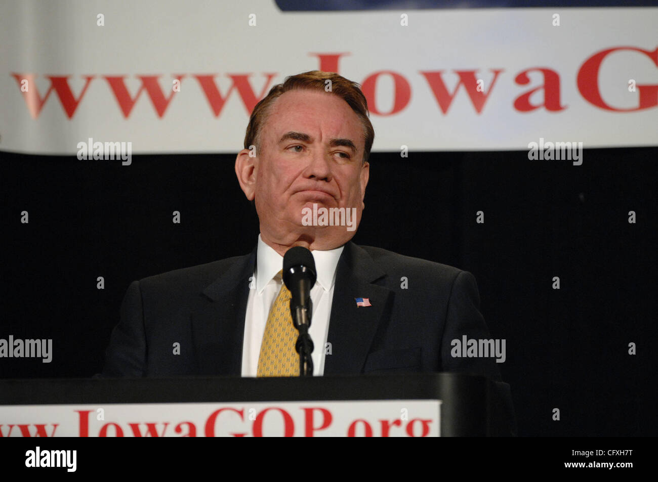 Republican presidential candidate and former Wisconsin Governor Tommy ...
