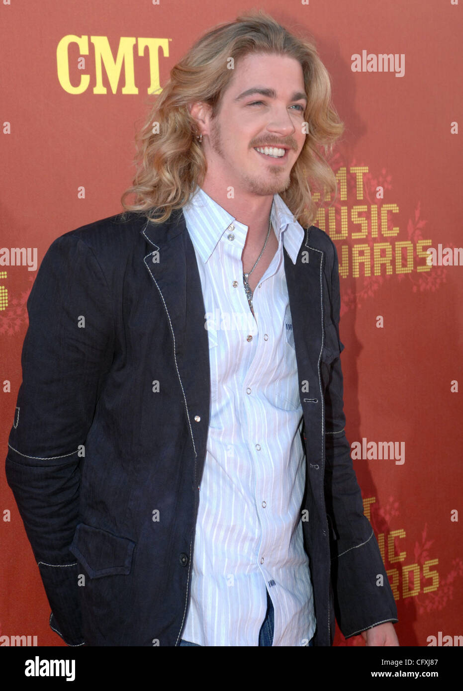 Apr. 16; 2007 Nashville, TN USA, Musician BUCKY COVINGTON arrives at ...