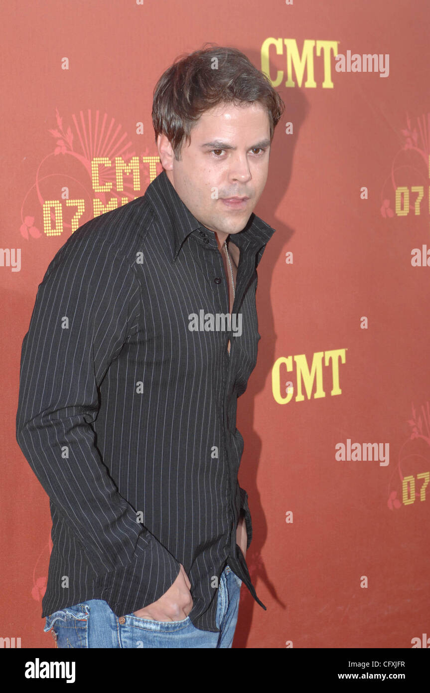 Apr. 16; 2007 Nashville, TN USA, Musician STEVE HOLY arrives at the ...