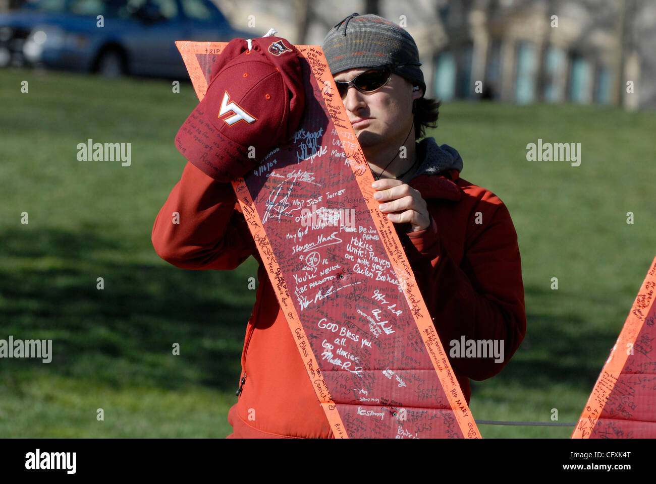 Apr 17, 2007 - Blacksburg, VA , USA - 24 hours after South Korean CHO ...