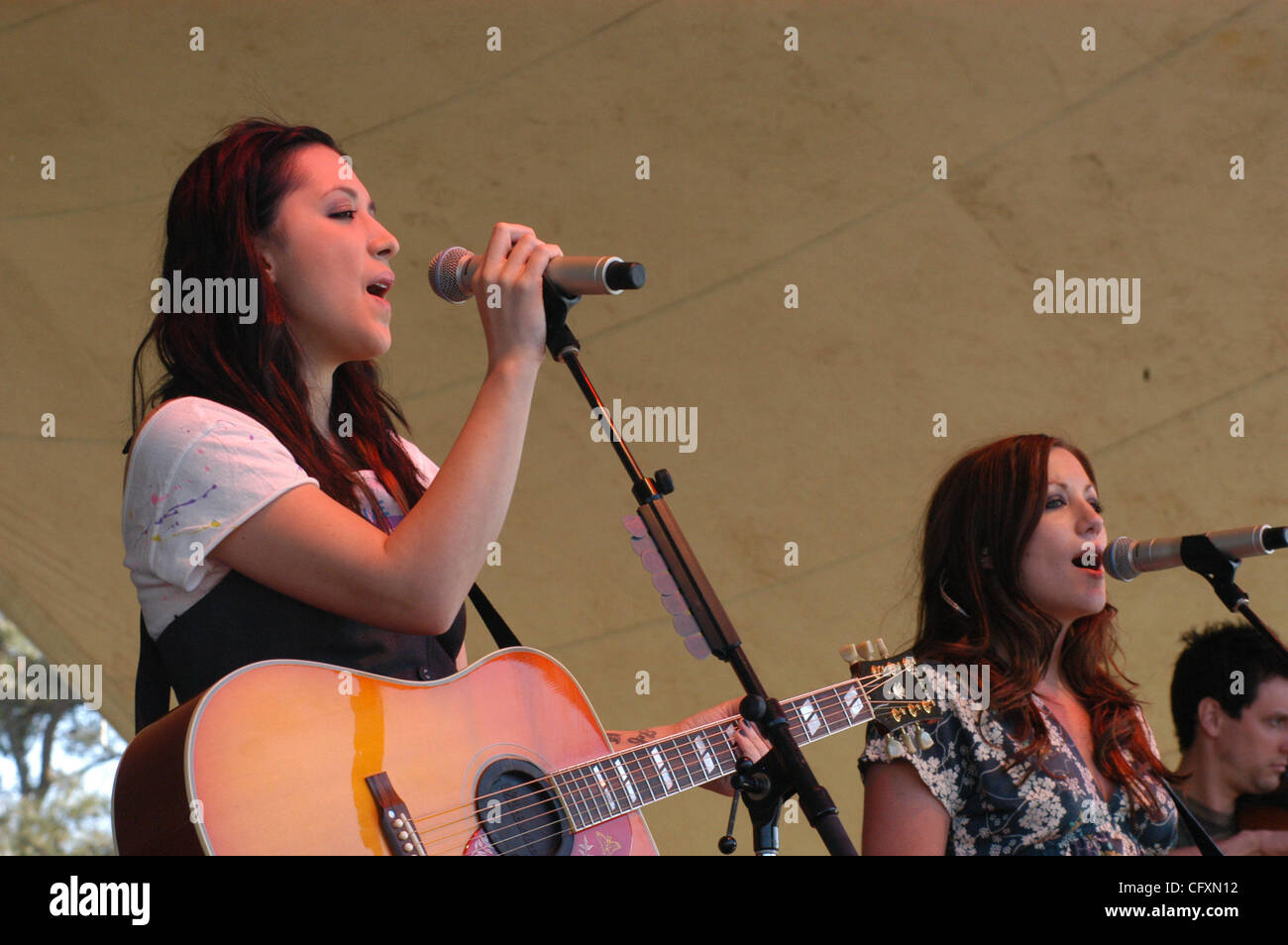Michelle Branch and Jessica Harp; The Wreckers bring their "Stand Still ...