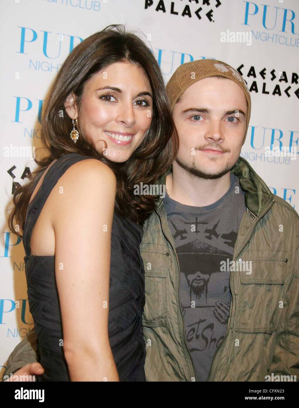 Jamie lynn sigler and robert iler hi-res stock photography and images ...