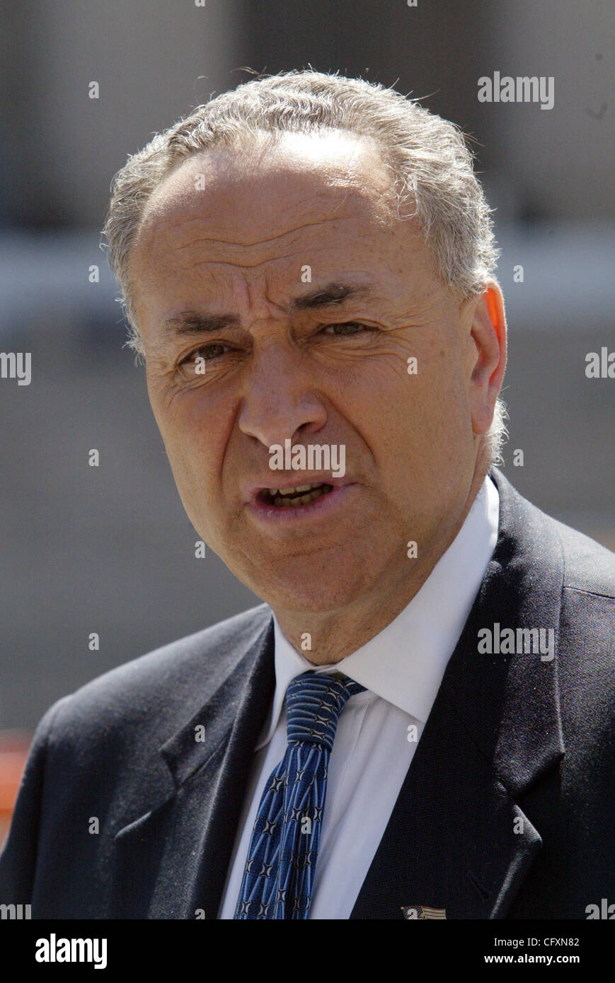 NY Senator Charles Schumer and Congresswoman Carolyn McCarthy held a ...