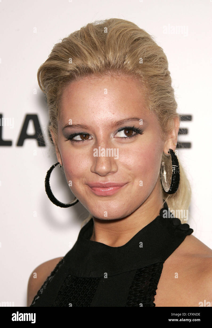 Lisa tisdale hi-res stock photography and images - Alamy