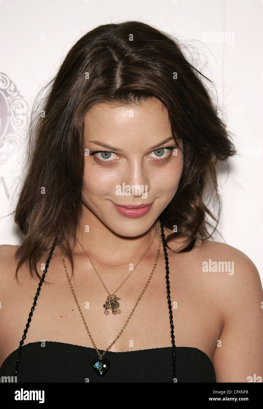 Apr 22, 2007 - Hollywood, CA, USA - Actress LAUREN GRAHAM at the 9th ...