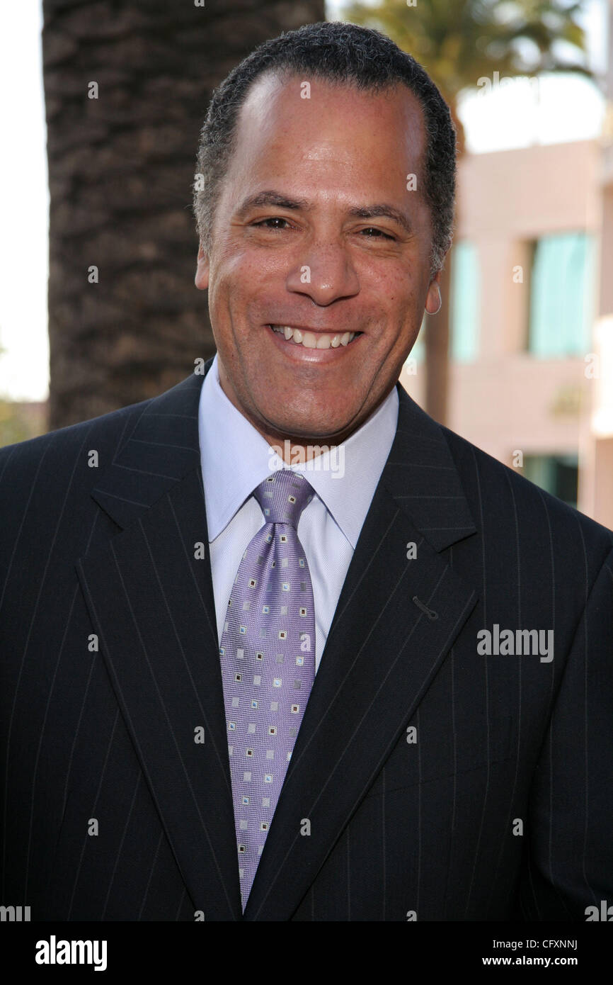 Apr 23, 2007 - Hollywood, CA, USA - Tv anchor LESTER HOLT at An Evening ...