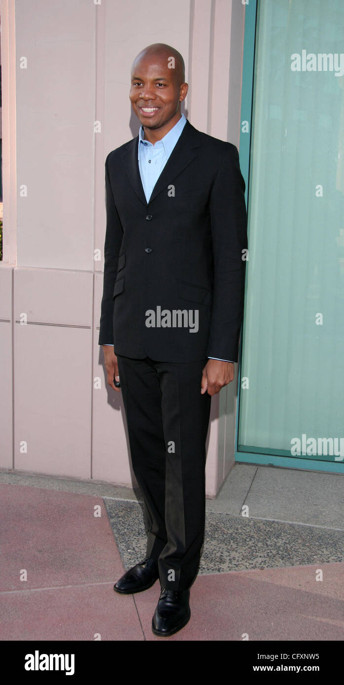 Apr 23, 2007 - Hollywood, CA, USA - Actor LEONARD ROBERTS at An Evening ...