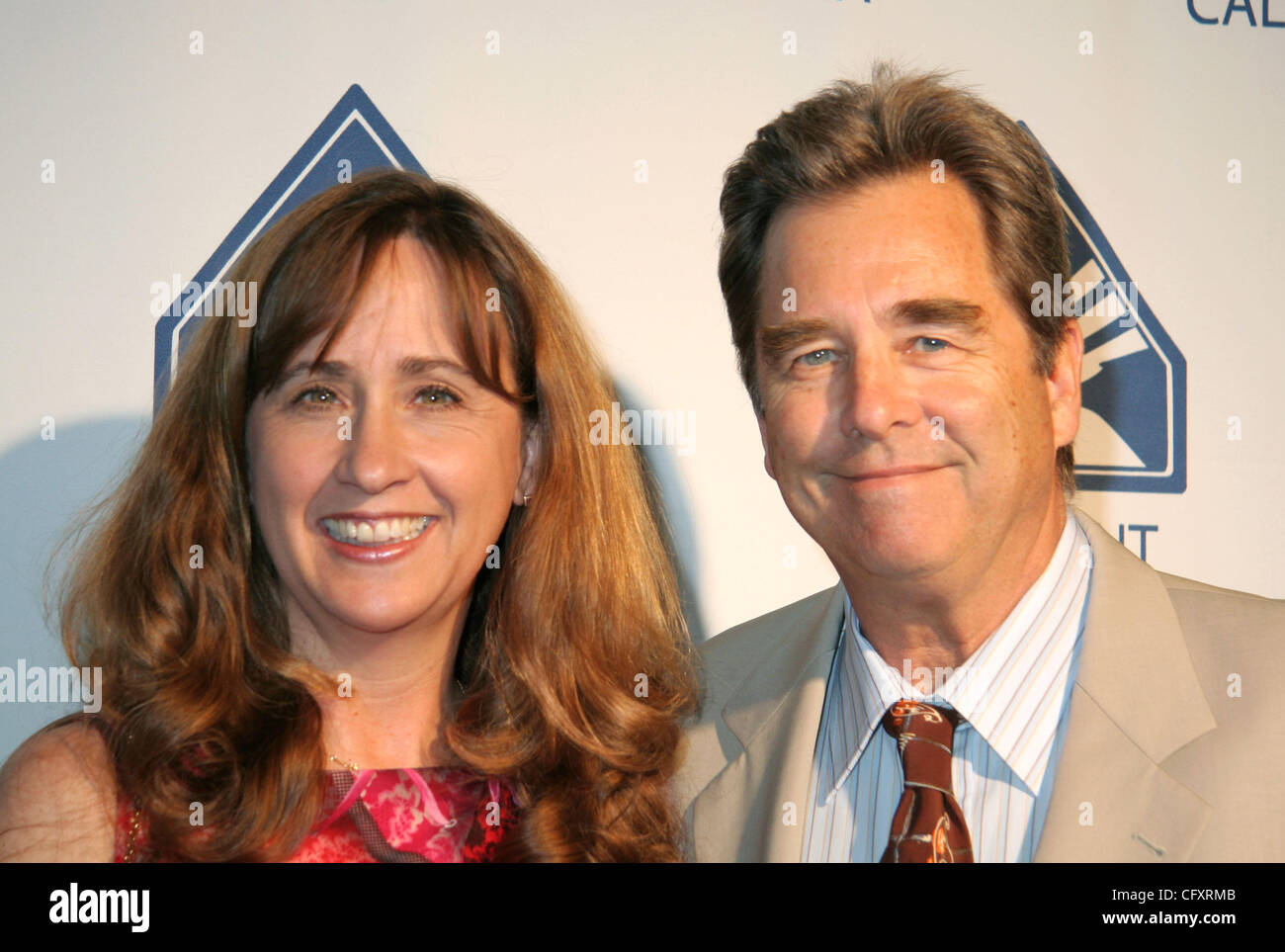 Apr 26, 2007 - Beverly Hills, CA, USA - BEAU BRIDGES and his wife WENDY ...