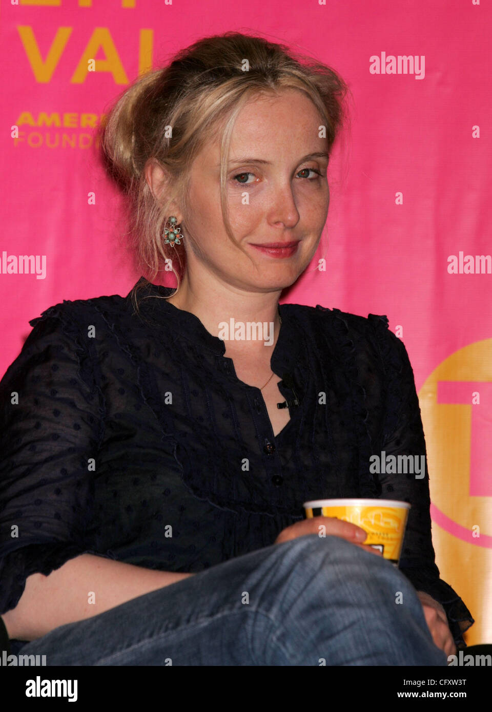 Apr 27, 2007 - JULIE DELPY at the 'Women In Film' panel discussion held ...
