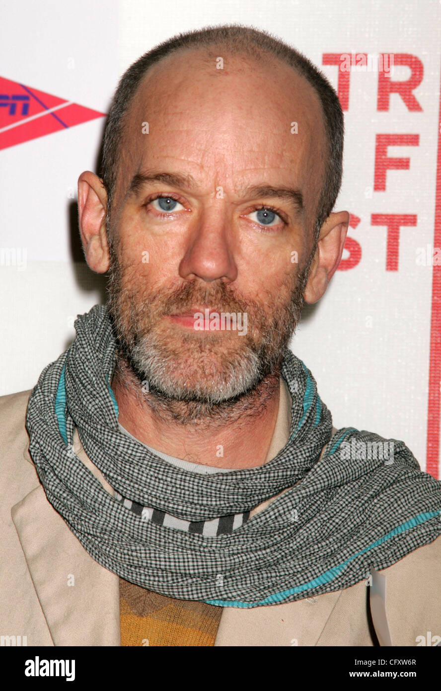 Apr 27, 2007 - New York, NY, USA - Singer MICHAEL STIPE at the arrivals ...
