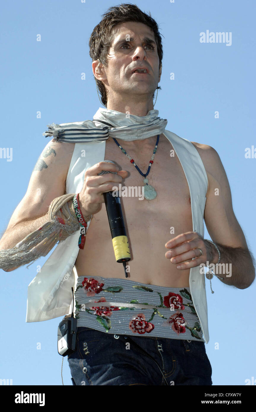 Apr. 27, 2007 Indio, CA; USA, Singer PARRY FARRELL of the band ...