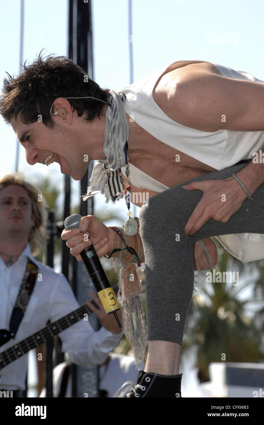 Apr. 27, 2007 Indio, CA; USA, Singer PARRY FARRELL of the band ...
