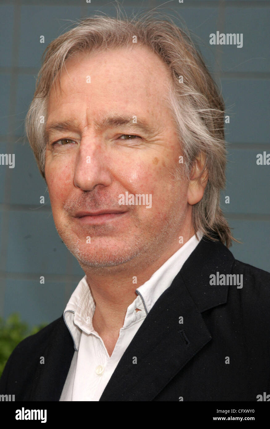 Apr 28, 2007 - New York, NY, USA - Actor ALAN RICKMAN at the exits for ...