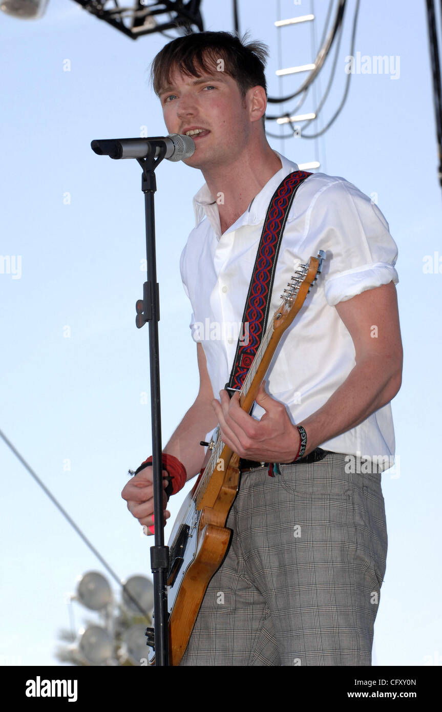 Apr. 29, 2007 - Indio, California, USA - Singer / Guitarist DAN ...