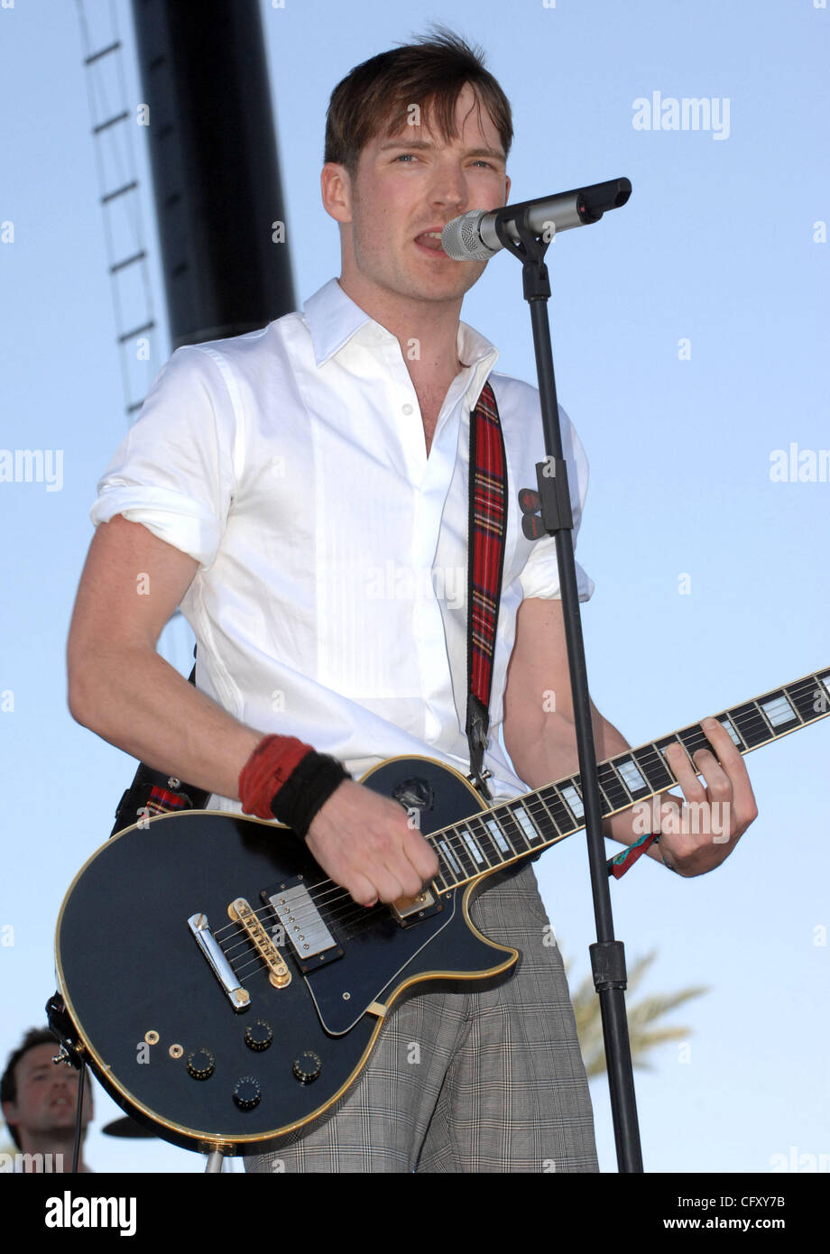 Apr 29, 2007 Indio, CA; USA, Singer/Guitarist DAN GILLESPIE of the band ...