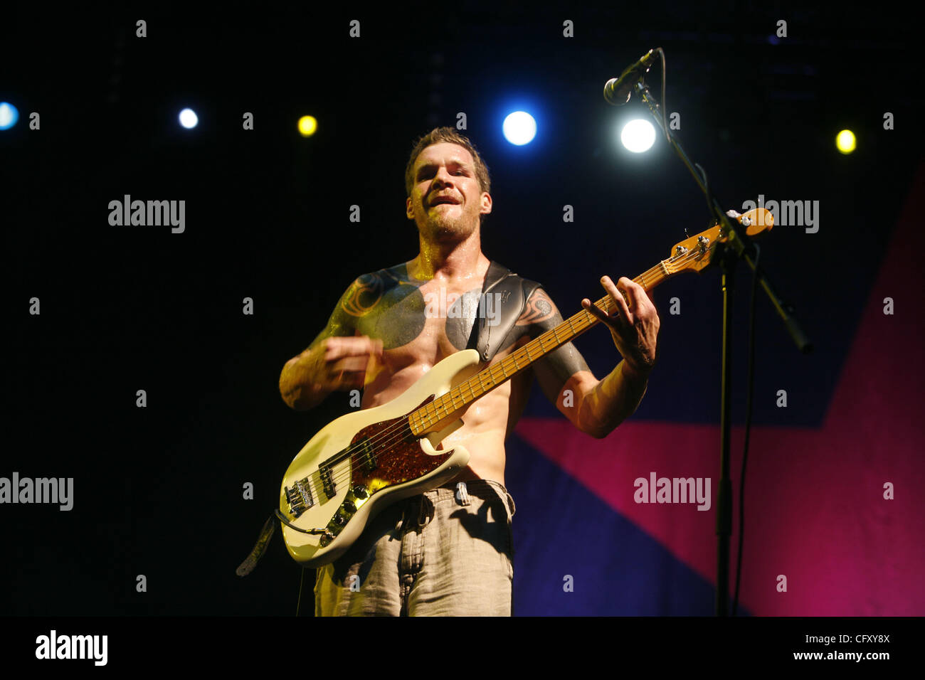 Tim commerford rage against machine hi-res stock photography and images ...
