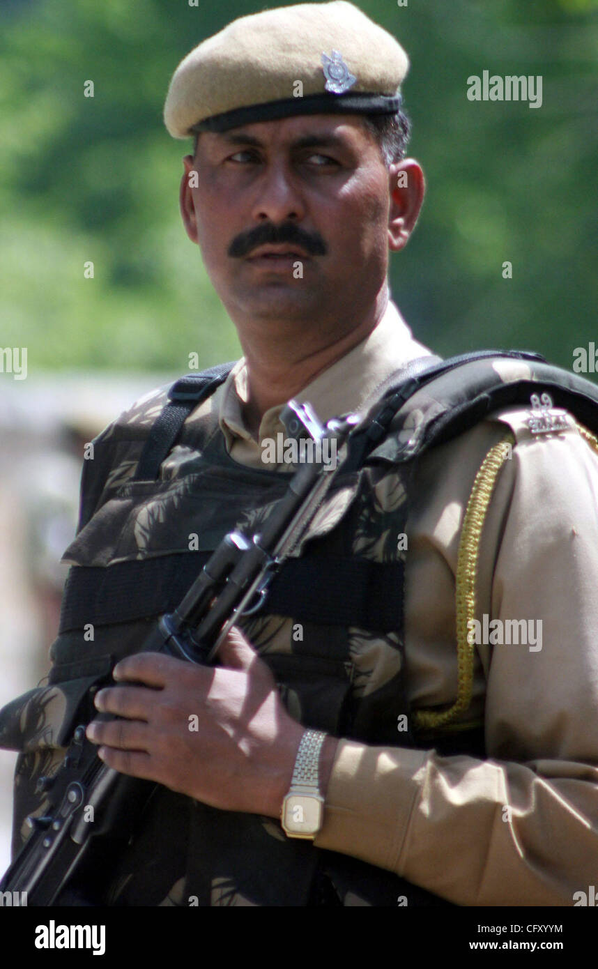 Indian Central Reserve Police Force (CRPF) soldiers outside the ...