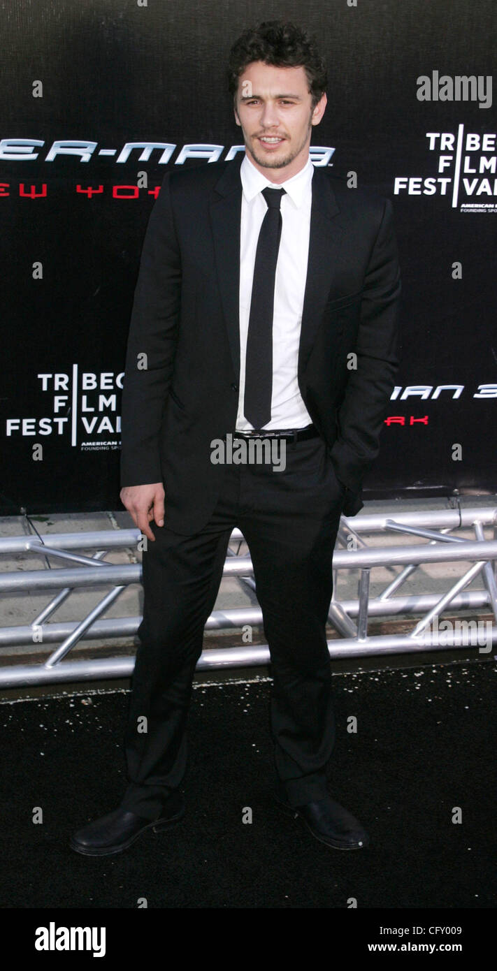 Apr 30, 2007 - Queens, NY, USA - Actor JAMES FRANCO at the arrivals for ...