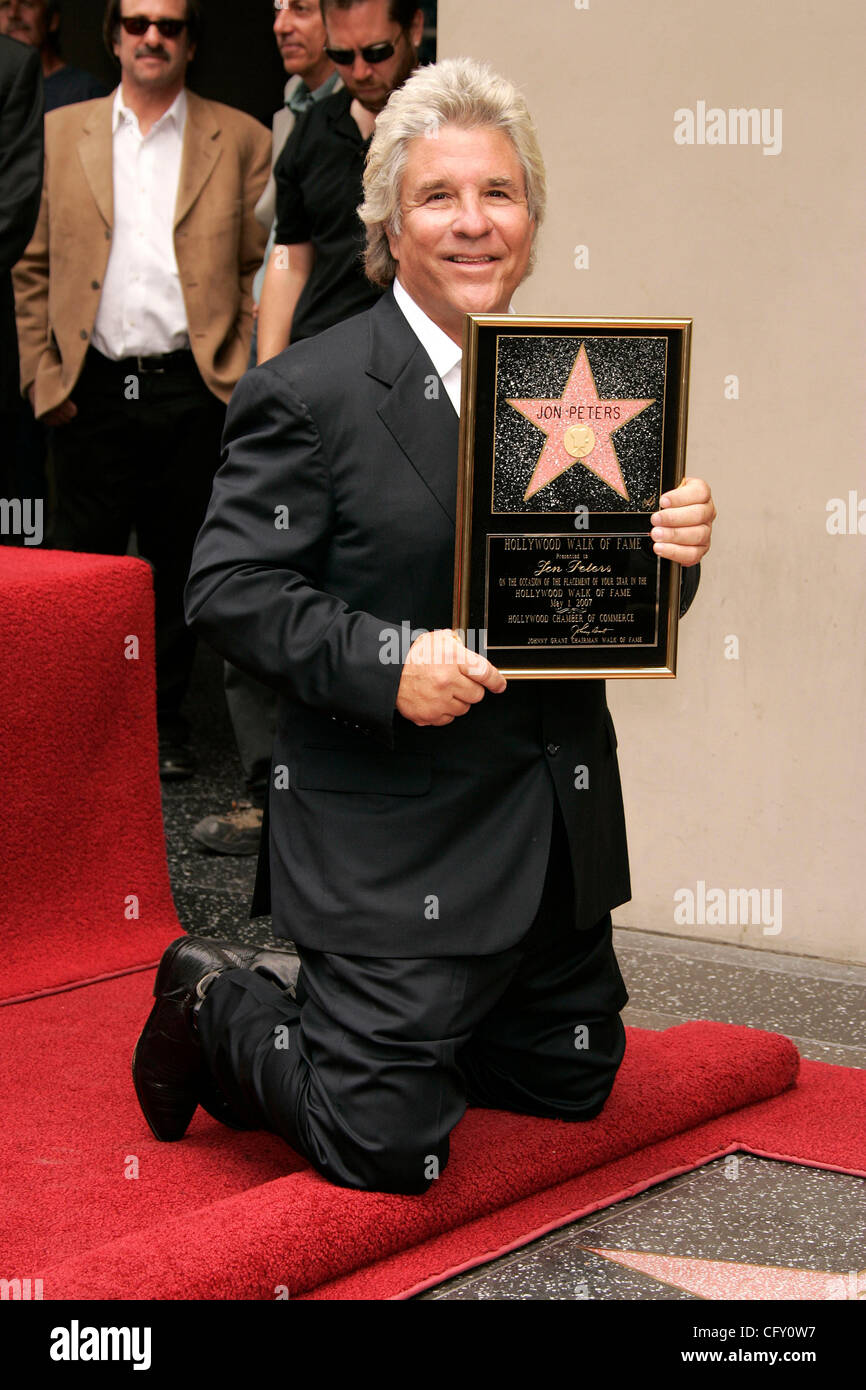 May 1, 2007 - Hollywood, California, USA - Producer JON PETERS receives ...