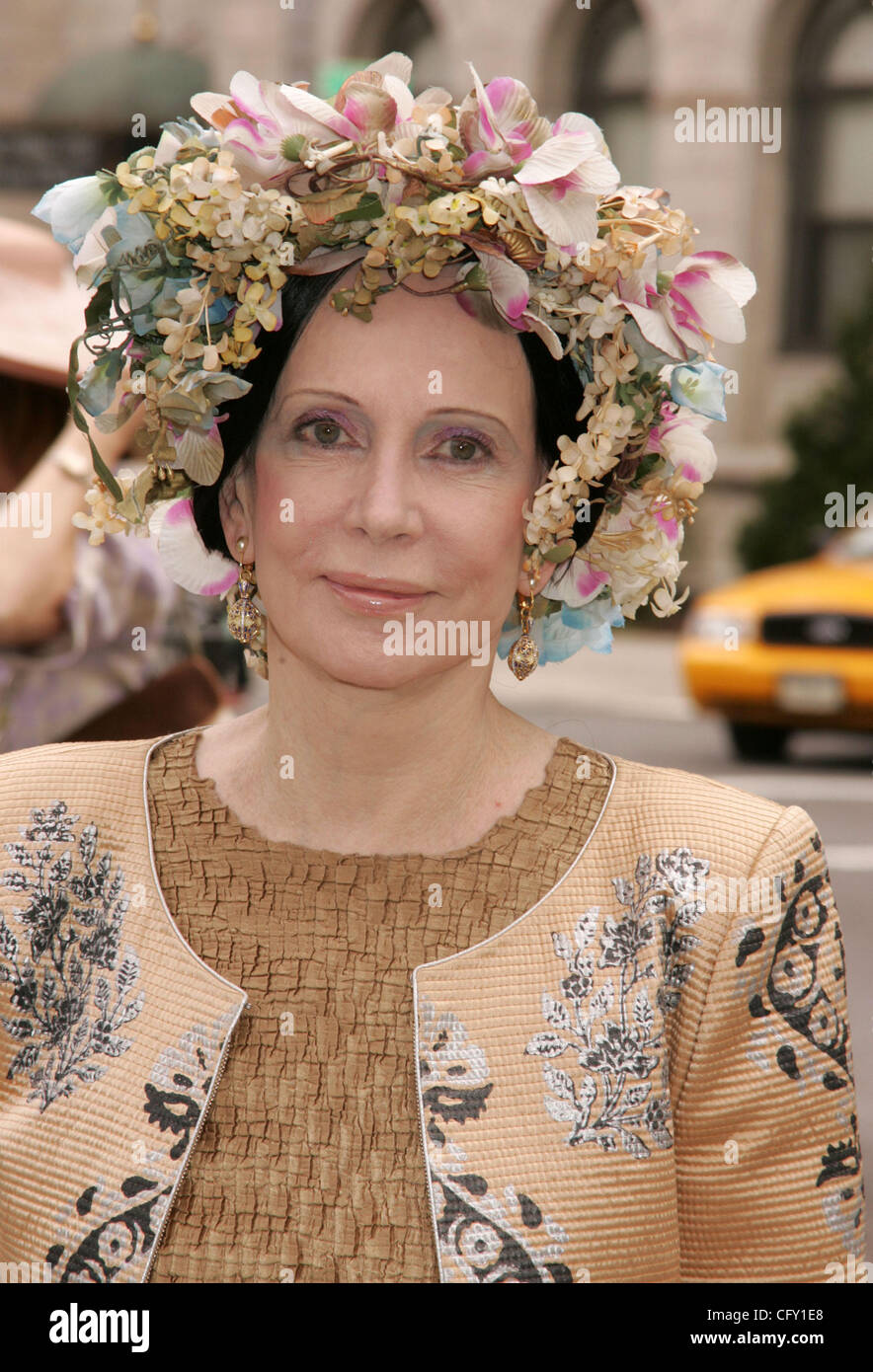Mary Mcfadden Stock Photos & Mary Mcfadden Stock Images - Alamy