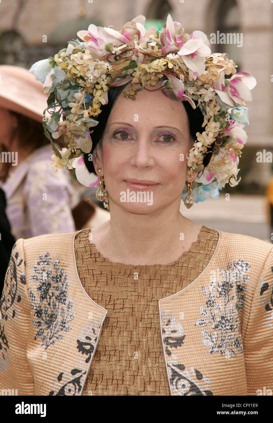 Mary Mcfadden Stock Photos & Mary Mcfadden Stock Images - Alamy